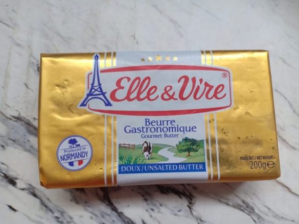 10 Rekomendasi Merek Mentega & Harga Terbaru 2021