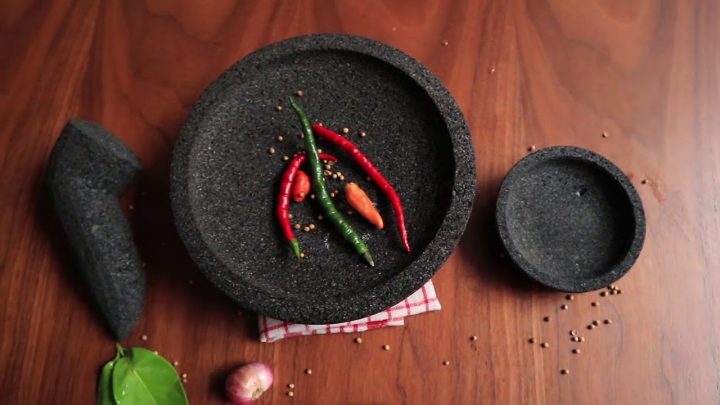 10 Cara Bikin Sambal Agar Tidak Basi Hingga Berbulan-Bulan!