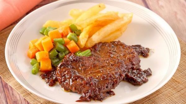 15 Resep Masakan Daging Sapi, Enak dan Mudah Dibuat