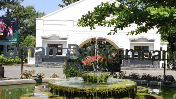 22 Rekomendasi Tempat Wisata Solo Terbaik Untuk Relaksasi