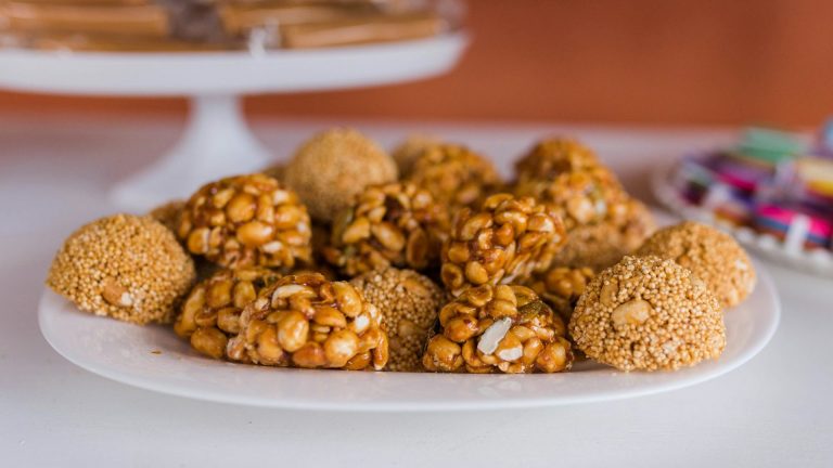 28 Oleh-Oleh Khas Jawa Timur Paling Terkenal dan Wajib Dibeli!