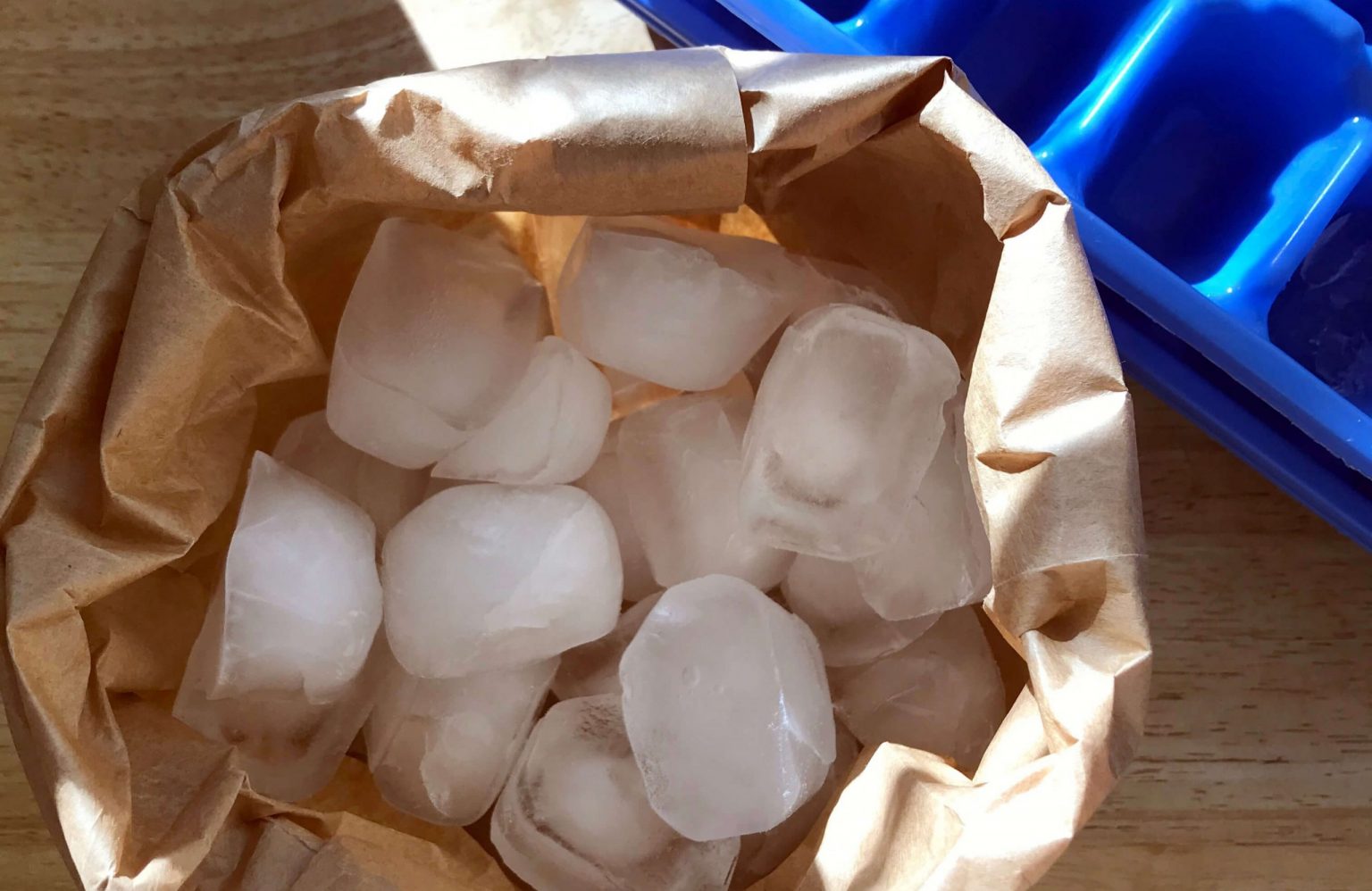 Cara Memulai Bisnis Es Batu Kristal Beserta Analisa Usahanya