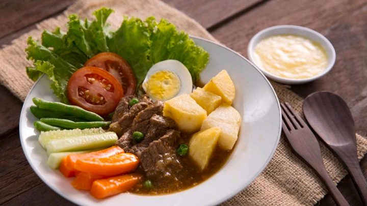 17 Resep Bistik Daging Sapi Empuk, Lezatnya Bikin Nagih!