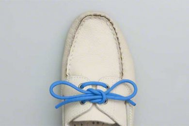 35 Cara Mengikat Tali Sepatu Keren, Unik dan Mudah