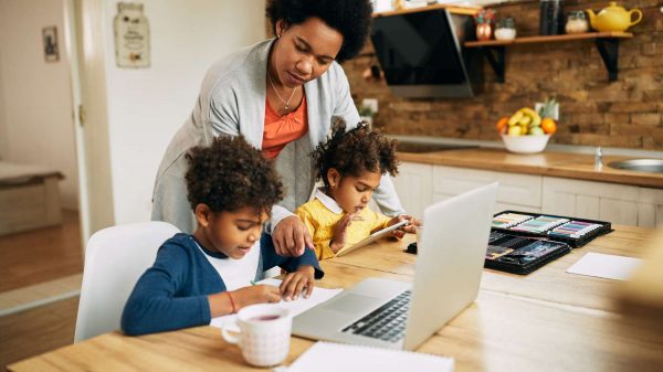 12 Tips agar Anak Rajin Belajar, Orang Tua Wajib Mengerti!