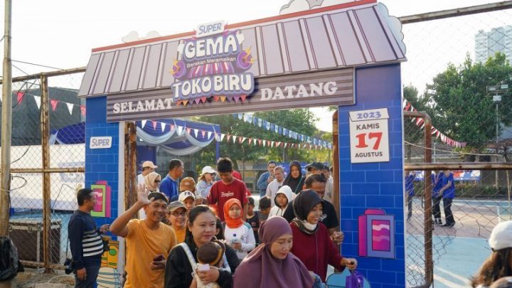 Pirlo Hadir di Gema Toko Biru, Jalan Sehat Jadi Lebih Segar dan Seru!