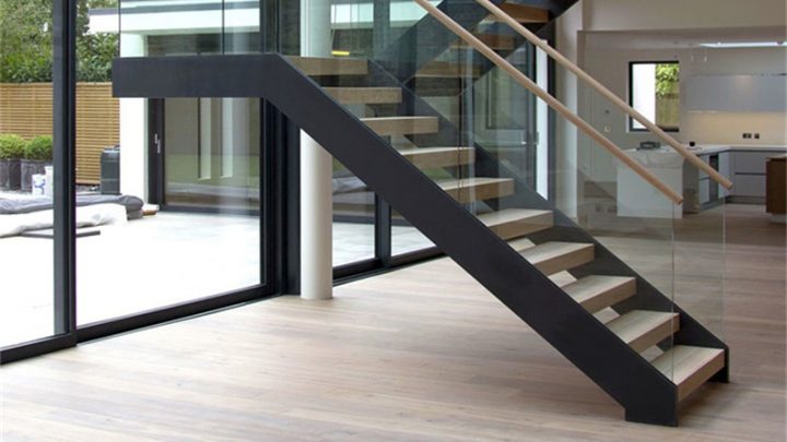 10 Desain Tangga Besi Minimalis Cantik nan Elegan