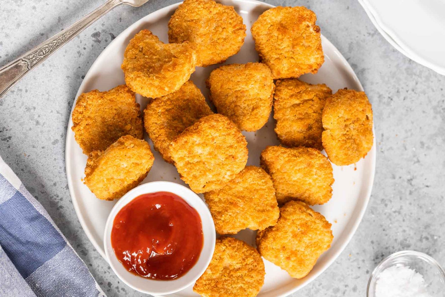 12 Rekomendasi Chicken Nugget Terenak 2023