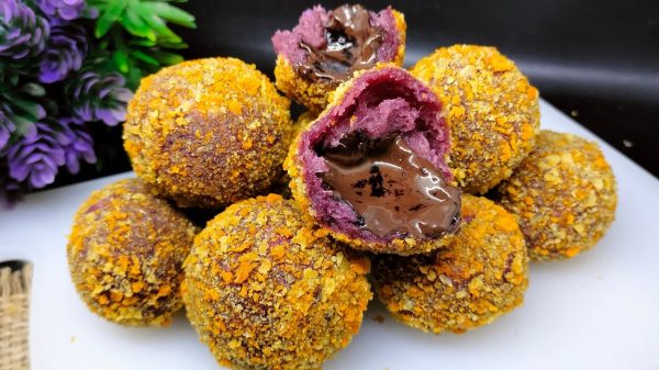 Cara Membuat Ubi Lumer Berbagai Isian, Mudah & Anti Gagal!