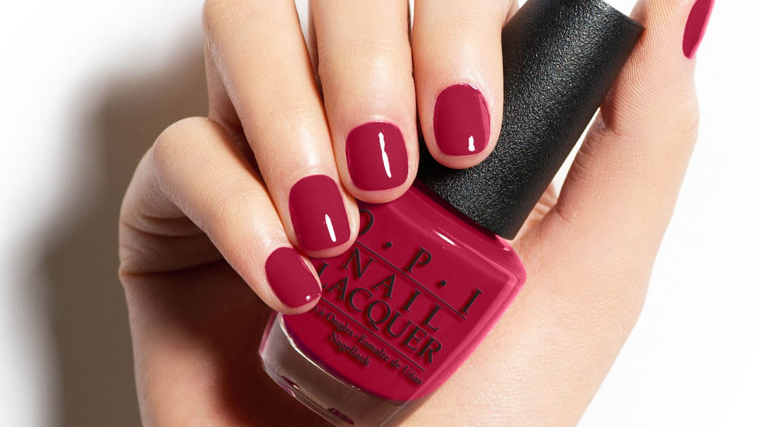 Ide Warna Kutek untuk Kulit Sawo Matang, Bikin Kulit Cerah!