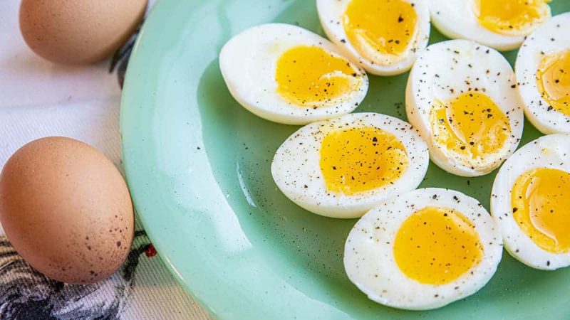 4 Cara Membuat Telur Rebus Setengah Matang dengan Mudah