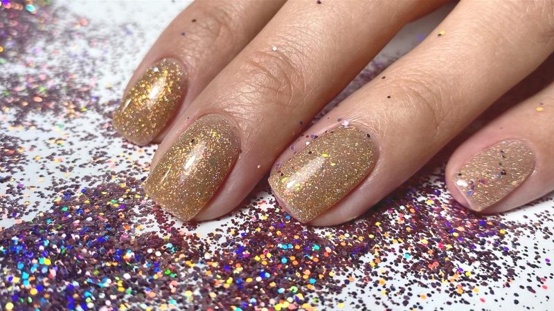 25 Inspirasi Desain Nail Art untuk Pemula, Tanpa Alat Khusus!