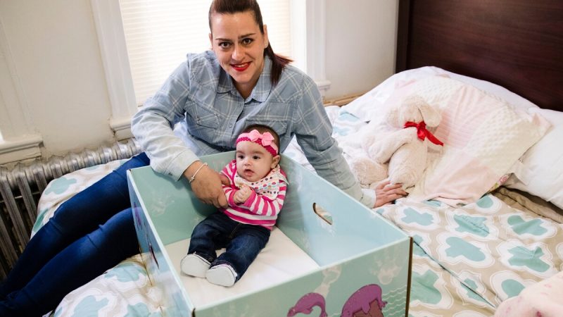 10 Rekomendasi Baby Box Terbaik yang Nyaman dan Aman