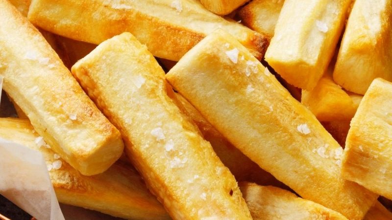 20 Resep Olahan Singkong Enak, dari Digoreng Hingga Kukus!