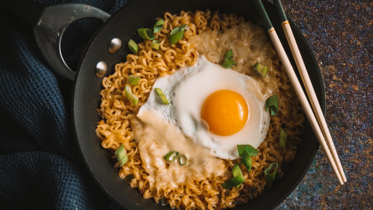 13 Rekomendasi Mie Instan Terenak dan Terlaris Tahun 2023