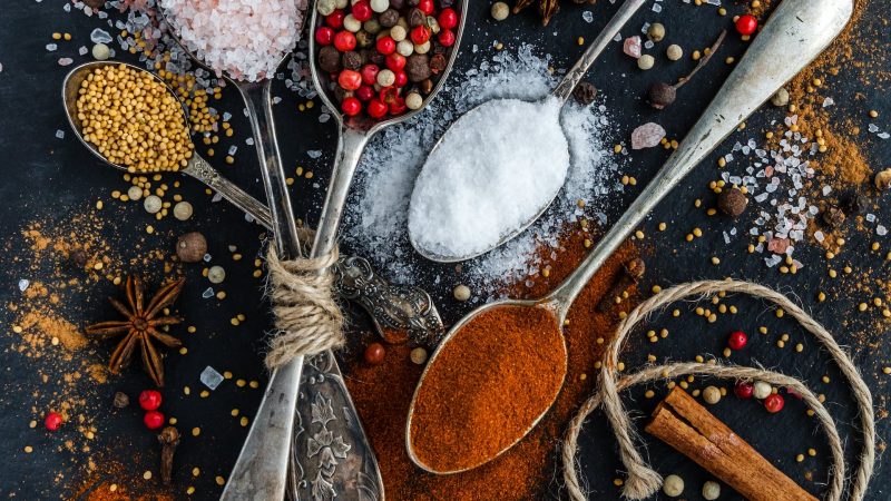 12 Bumbu Penyedap Rasa Terbaik untuk Segala Masakan