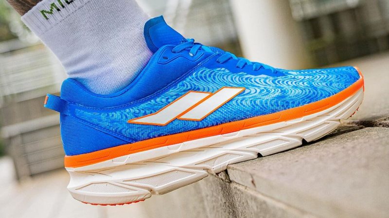 14 Brand Sepatu Lari Indonesia Terbaik, Nyaman di Kaki