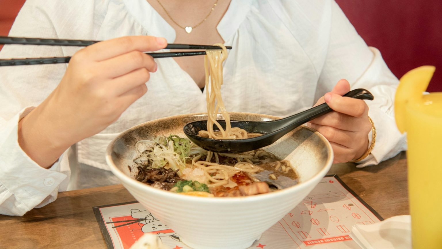 7+ Rekomendasi Franchise Mie Pedas Viral Beserta Modalnya