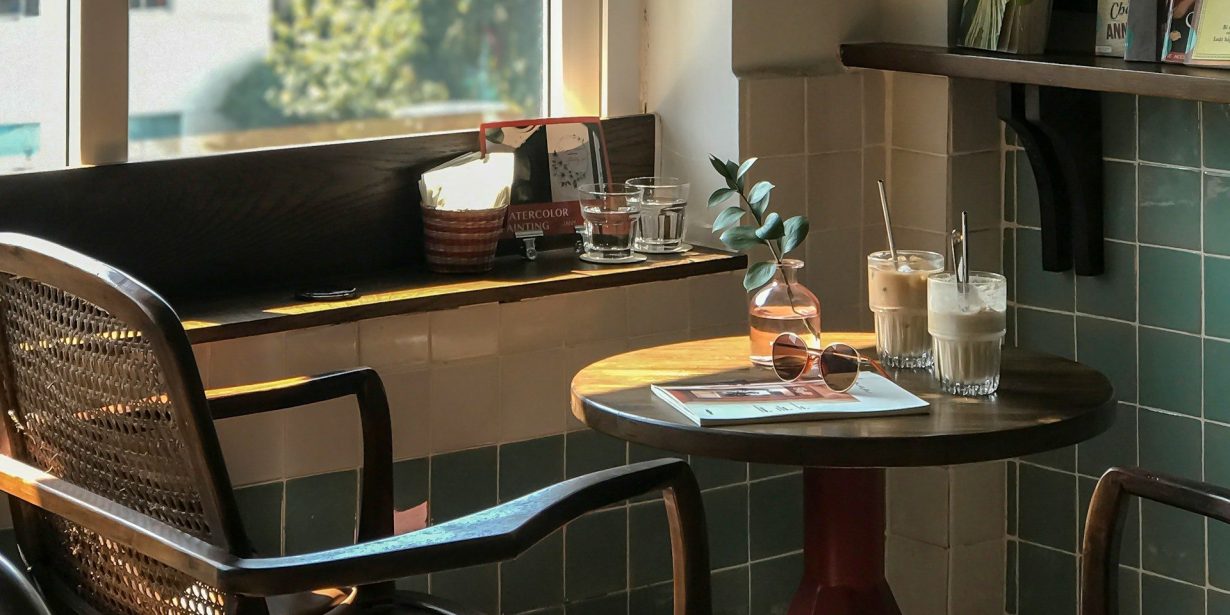 18 Cafe Trawas Terbaru yang Asyik Buat Nongkrong!