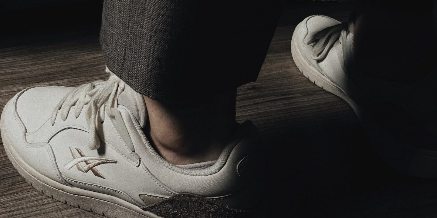 15 Rekomendasi Sepatu Putih Polos Terbaik untuk Segala Acara