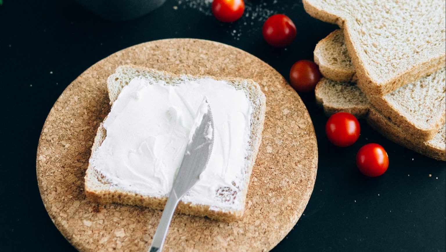 12 Merek Cream Cheese Paling Enak dan Nggak Bikin Enek!