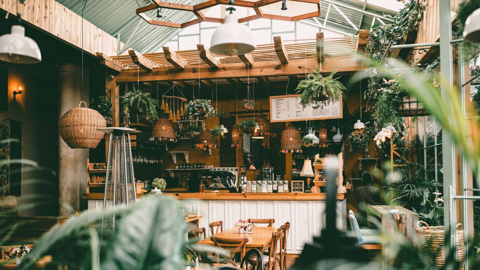 32+ Rekomendasi Cafe di Madiun Terbaik yang Lagi Hits