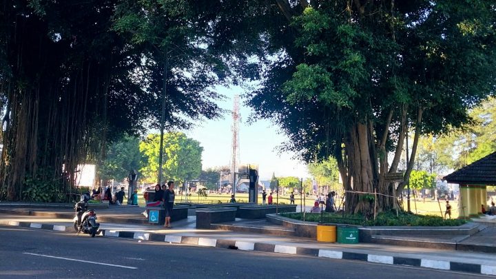 Alun-Alun Bondowoso: Lokasi, Daya Tarik, dan Aktivitas Serunya